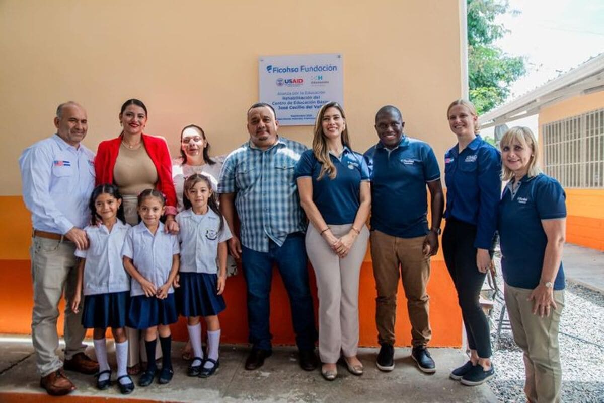 El compromiso de Ficohsa: educación, el motor del desarrollo en Honduras